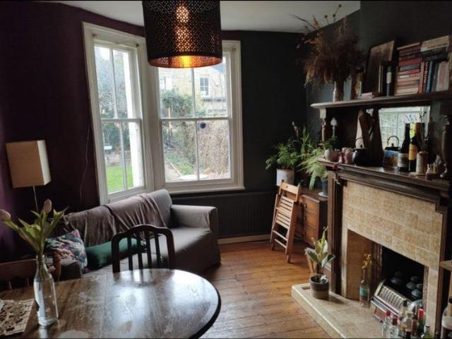 Room at Mildenhall Road, Greater London