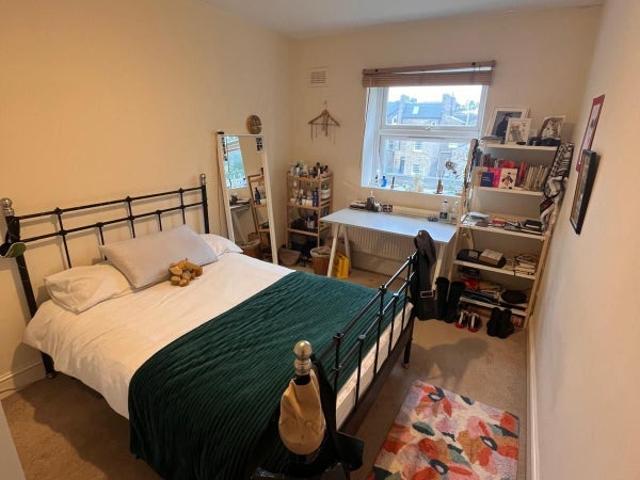 Room at Mildmay Park, Greater London