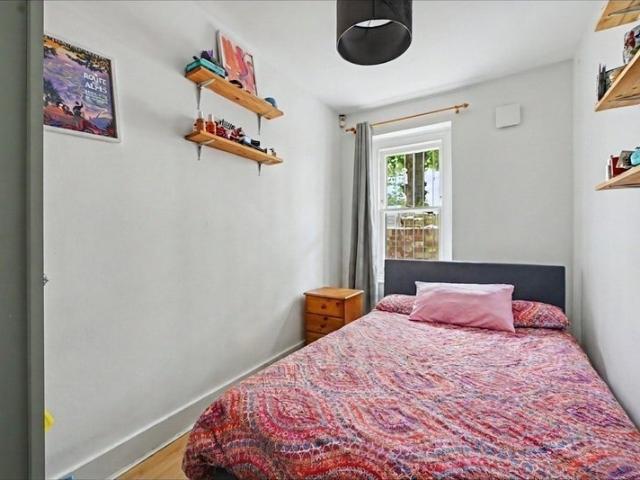 Room at Mildmay Park, Greater London