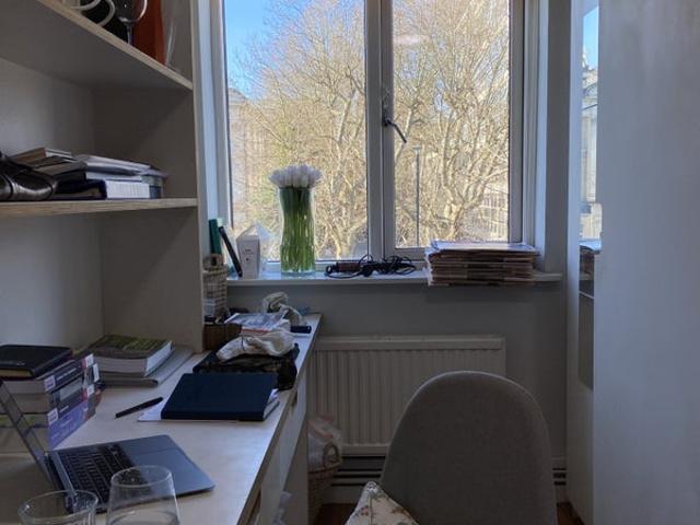 Room at Mile End Road, Greater London