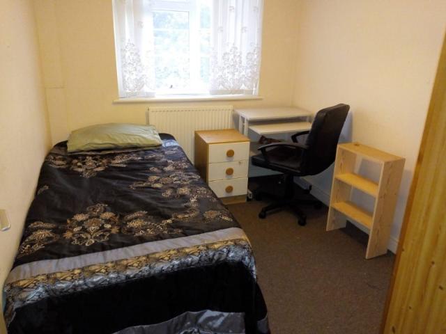 Room at Millwall Close, Manchester