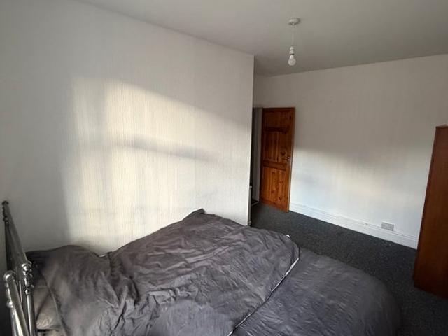 Room at Mill Gate, Milnrow