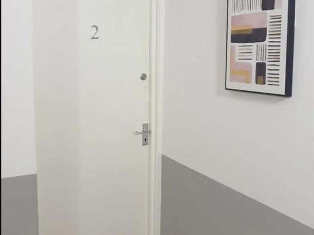 Room at Mill Street, Bedford