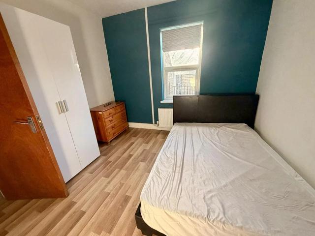 Room at Mill Road, Cambridge