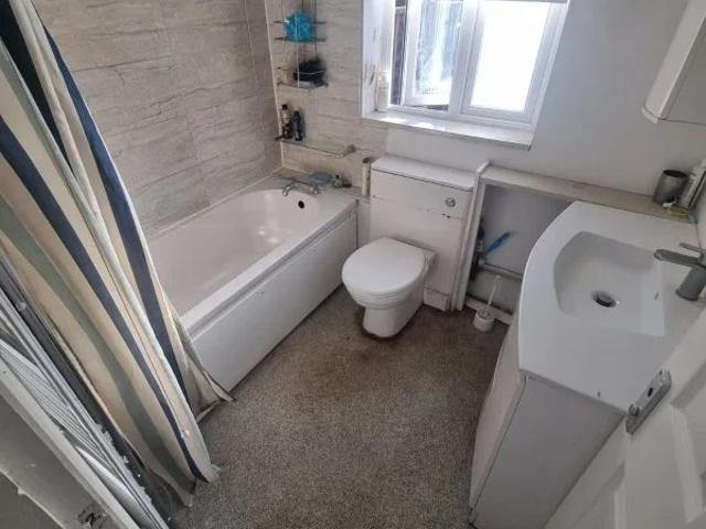 Room at Mill Road, Cambridge