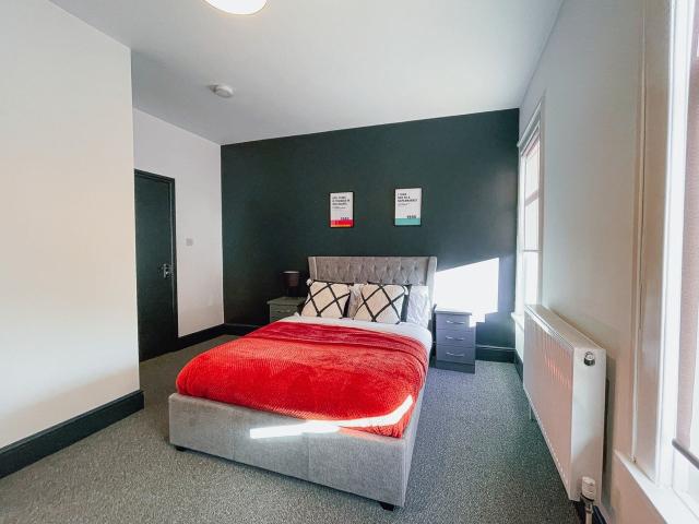 Room at Mill Road, Cleethorpes