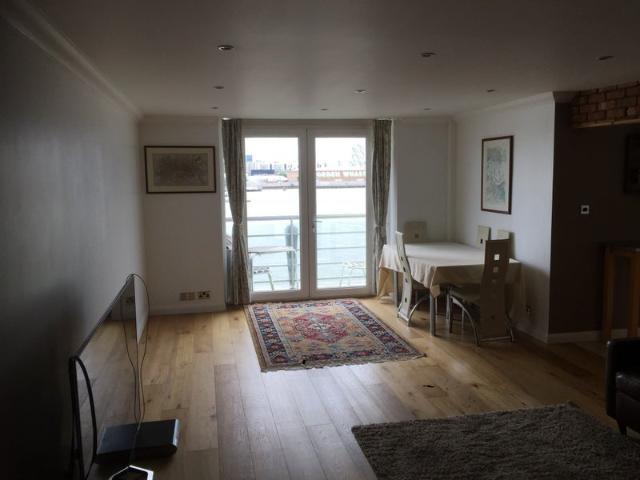 Room at Millennium Drive, Greater London