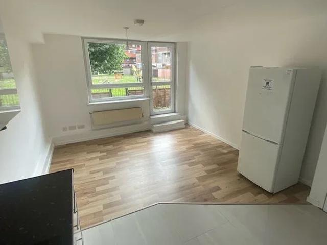Room at Millender Walk, Greater London