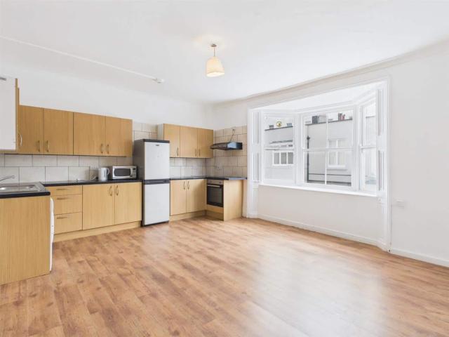 Room at Millfield Cottages, Brighton