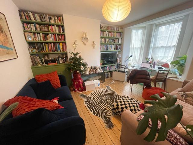 Room at Millfields Road, Greater London