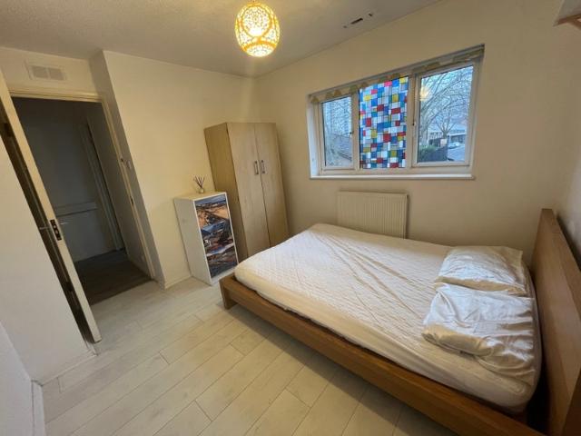 Room at Mills Grove, Greater London