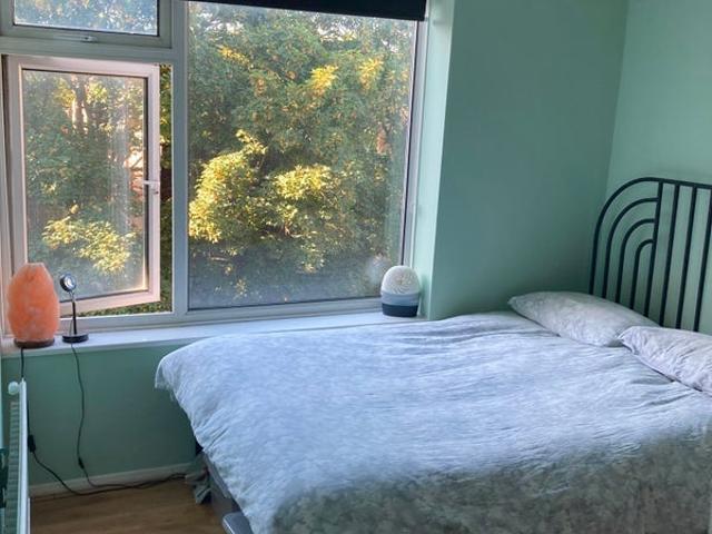 Room at Millstream Road, Greater London