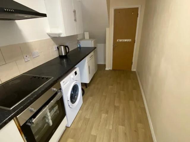 Room at Milton Way, Greater London