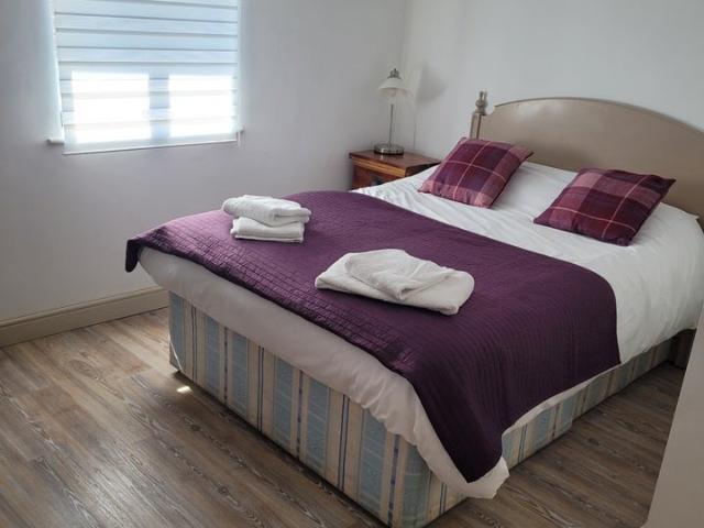 Room at Milton High Street, Borough of Swale