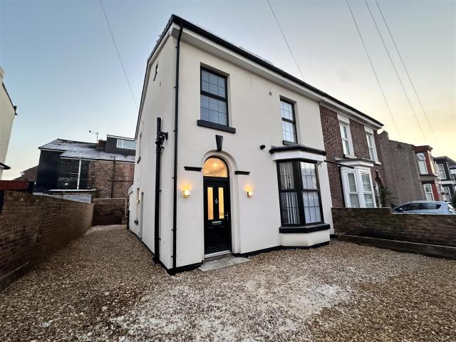 Room at Milton Road, Birkenhead