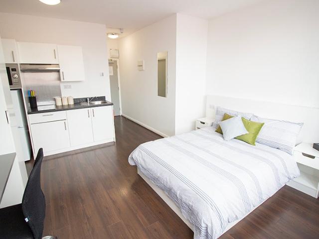 Room at Milton Street, Nottingham