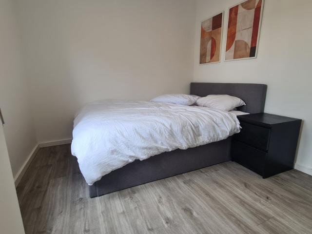 Room at Minerva Close, Greater London