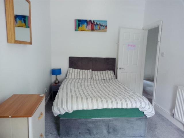 Room at Miskin Road, Tonypandy
