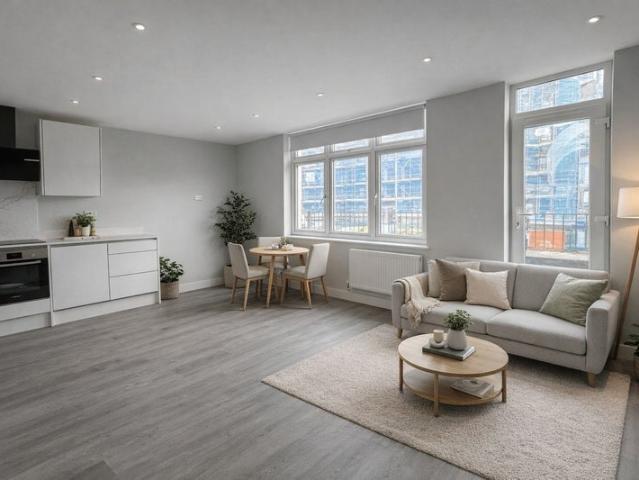Room at Mitcham Road, Greater London