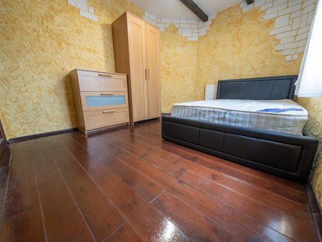 Room at Moorside Road, Greater London