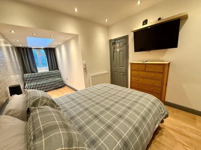 Room at Moorside Road, Salford
