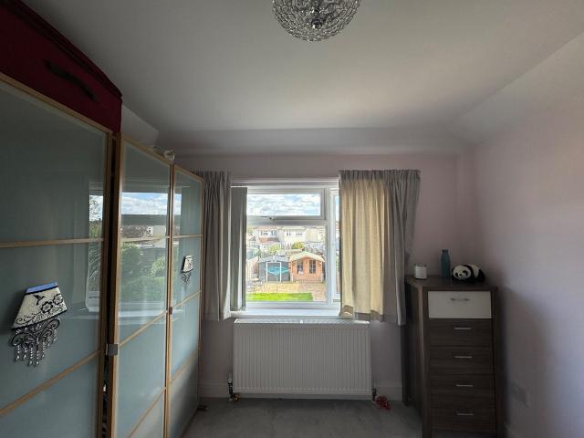 Room at Monmouth Close, Greater London