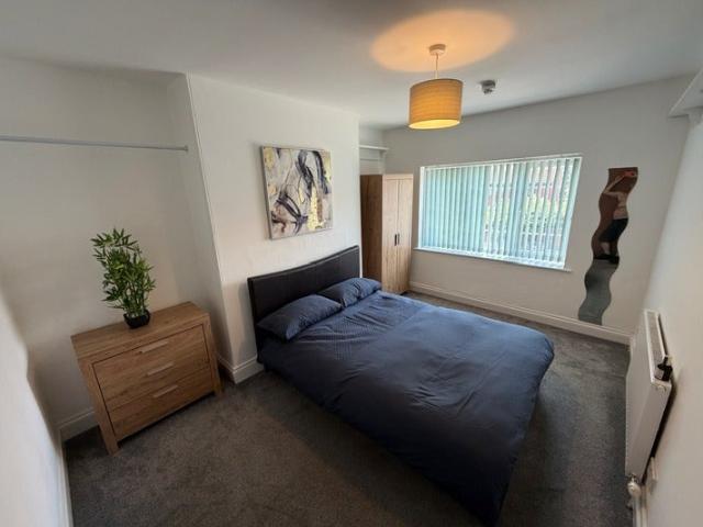 Room at Monmouth Street, Bridgwater