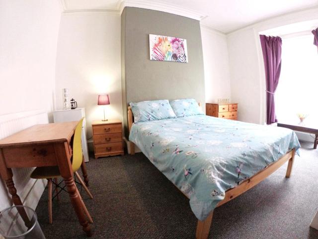 Room at Monks Road, Lincoln