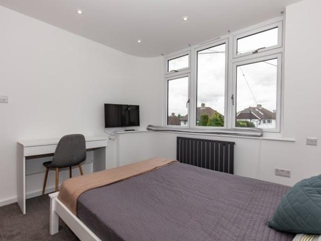 Room at Montagu Road, Vale of White Horse