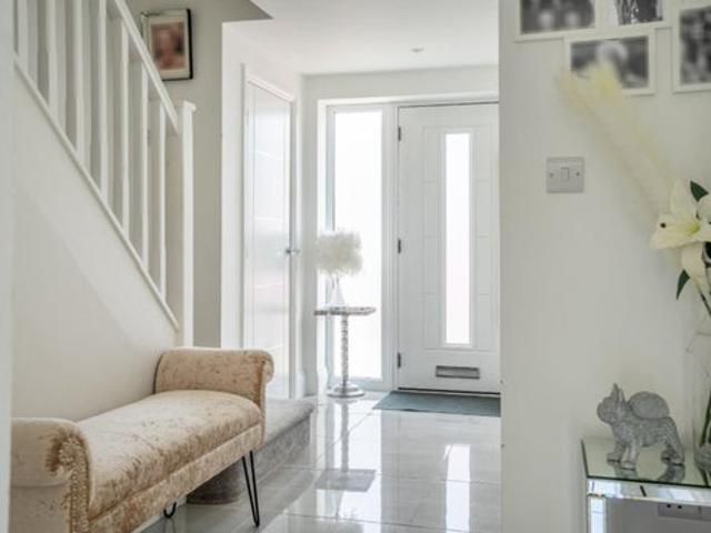 Room at Montague Road, Bishopthorpe