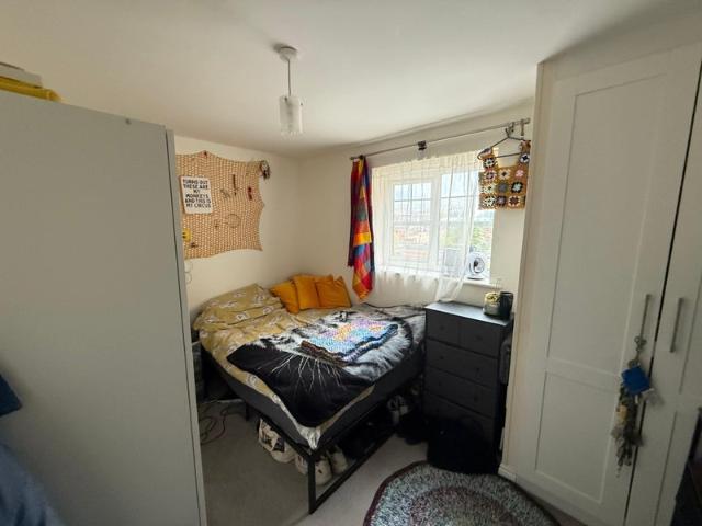 Room at Montague Road, Trafford