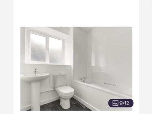 Room at Montfort Street, Nottingham