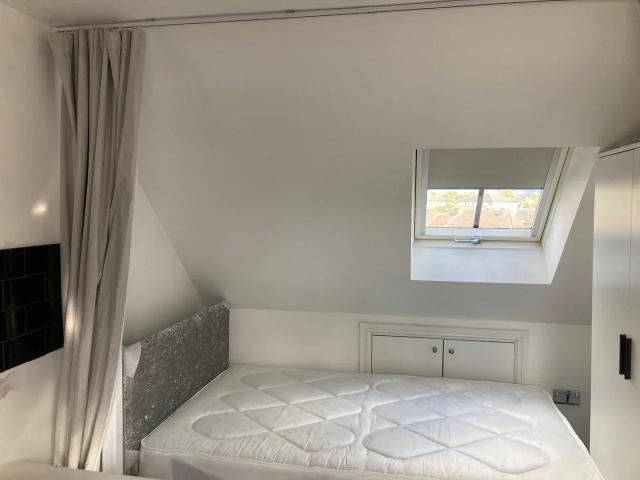 Room at Montrose Avenue, Greater London