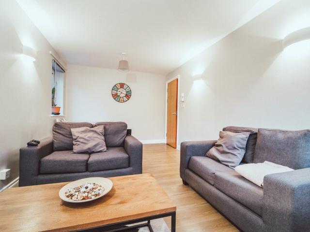 Room at Moseley Road, Manchester