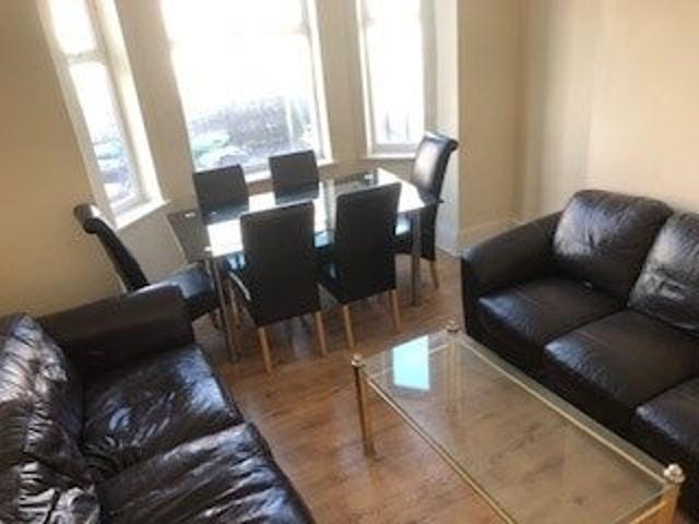 Room at Moss Lane East, Manchester