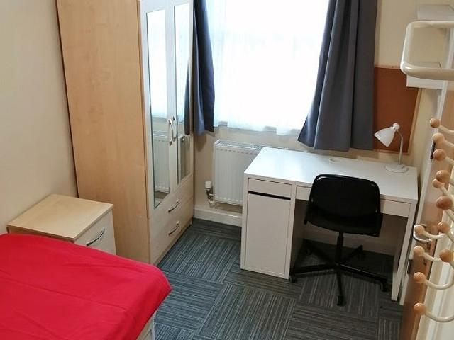 Room at Moss Street, Royal Leamington Spa