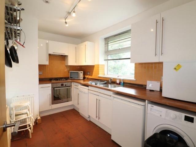 Room at Mornington Crescent, Greater London