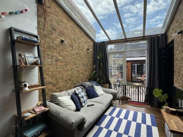 Room at Moray Road, Greater London