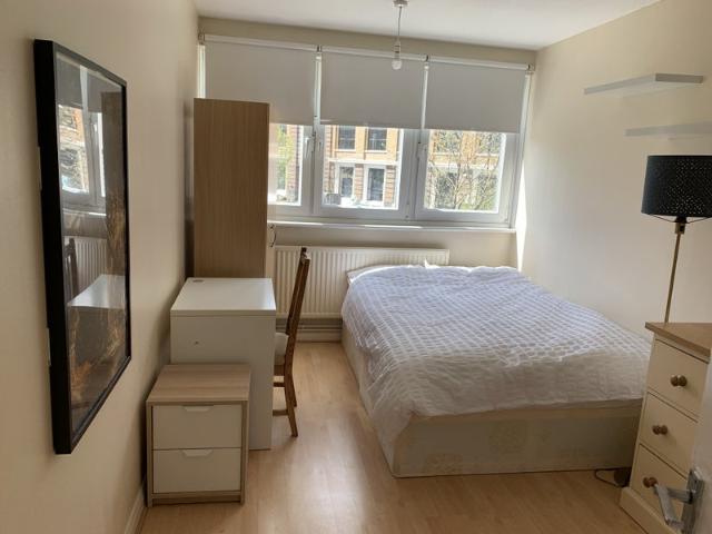 Room at Mora Street, Greater London