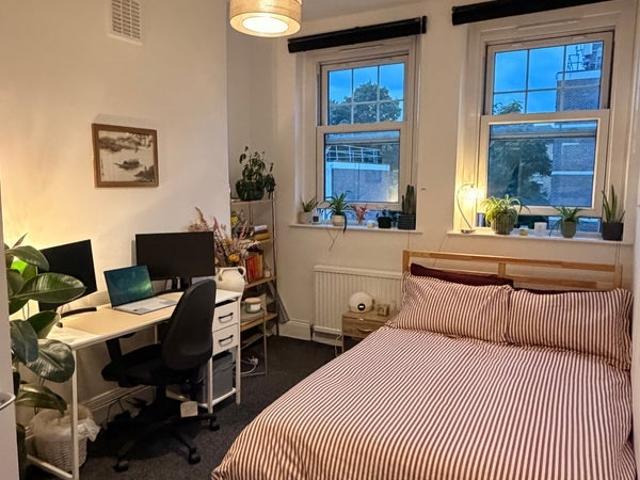 Room at Morgan Road, Greater London