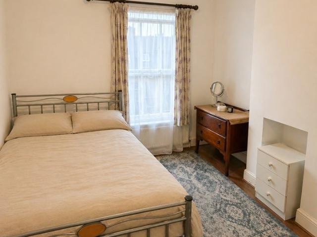 Room at Morley Avenue, Greater London