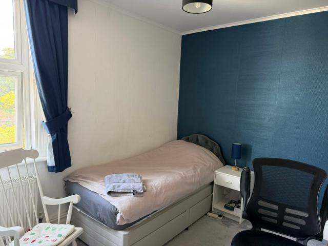 Room at Morley Road, Southport