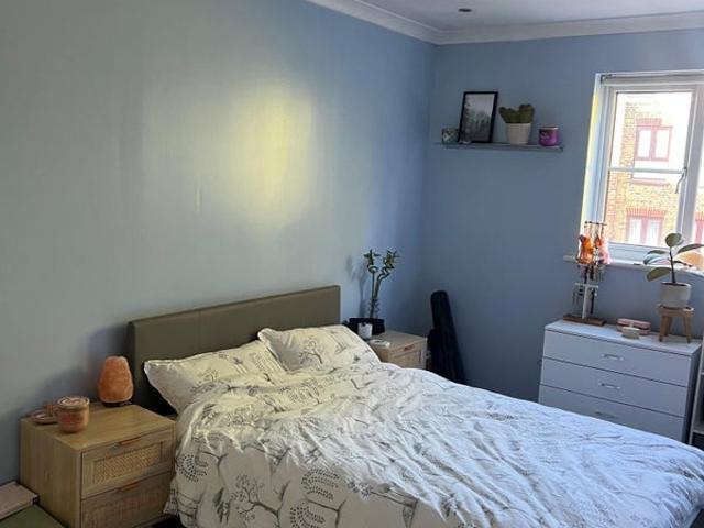 Room at Morrish Road, Greater London