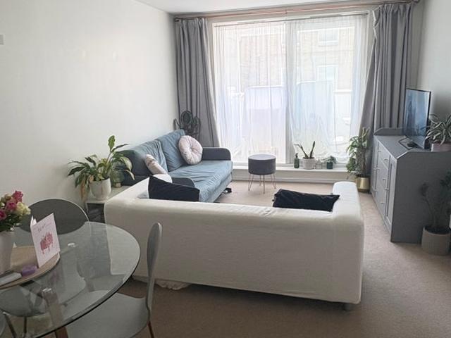 Room at Morrish Road, Greater London