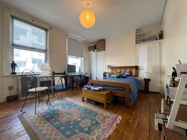 Room at Morrish Road, Greater London