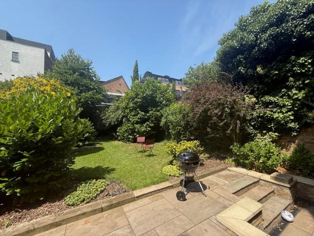 Room at Mortimer Road, Greater London