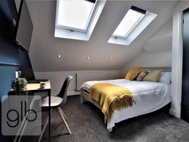 Room at Mowbray Street, Coventry