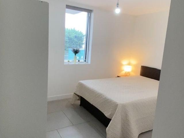 Room at Motley Street, Greater London