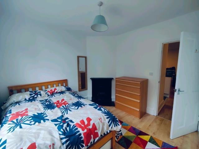 Room at Mount Pleasant Road, Greater London
