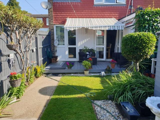 Room at Mount Pleasant Walk, Greater London